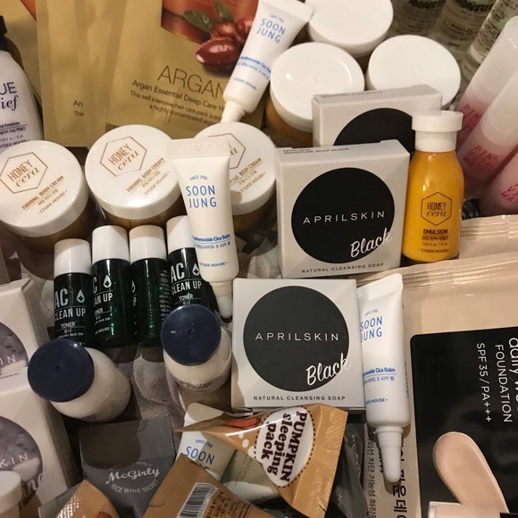 Makeup | Deluxe Korean Skincare Sample Pack | Poshmark